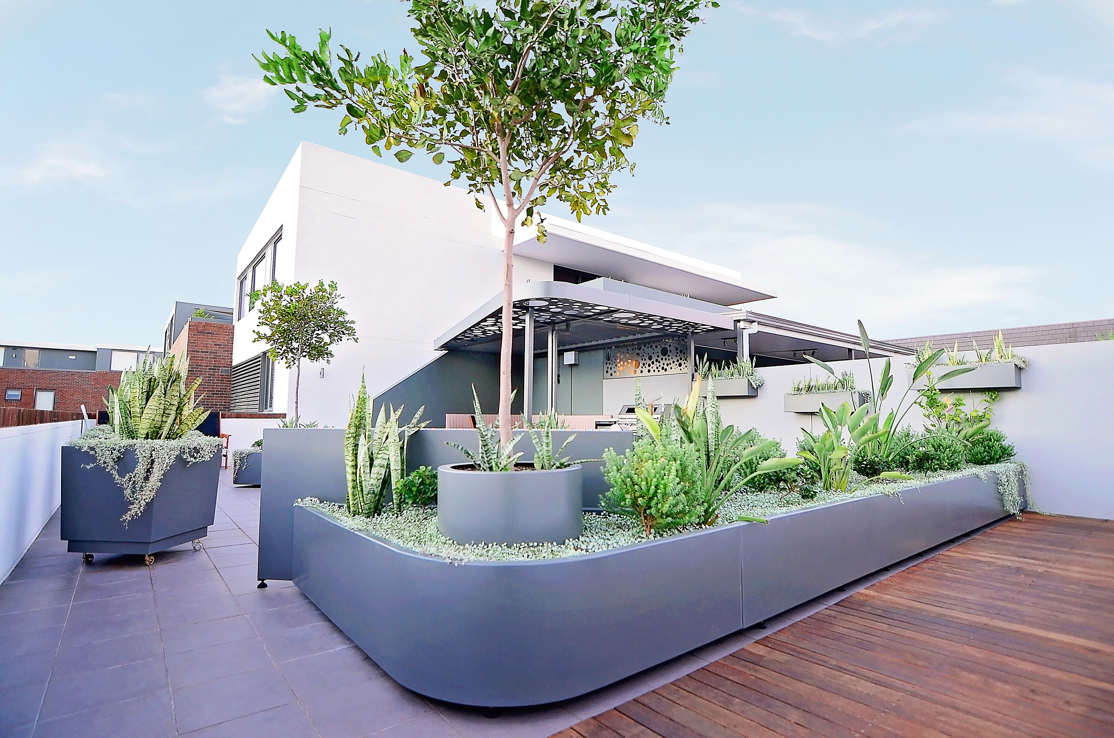 OUTHOUSE design - Best in Category & Gold Award, Rooftop Design